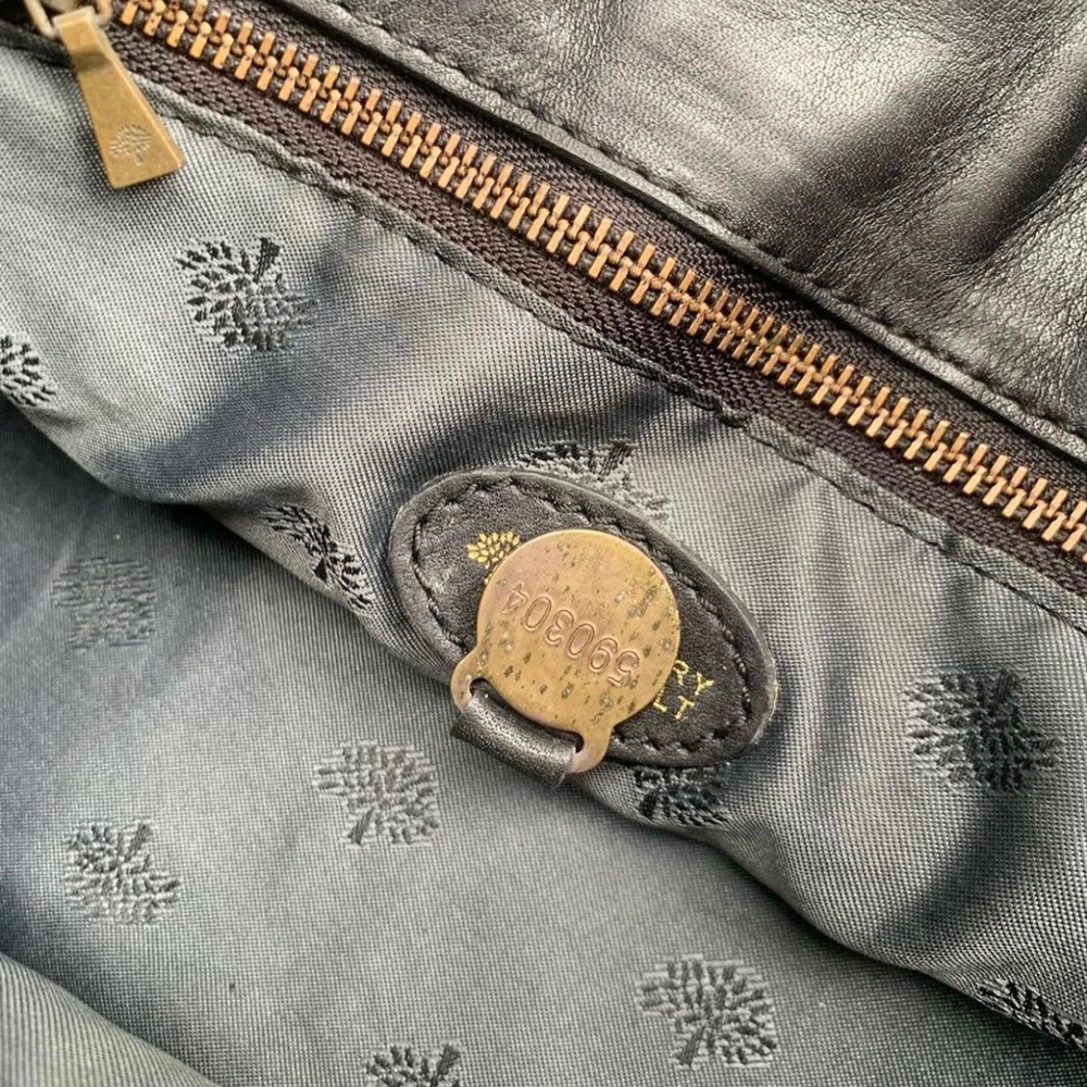 Pre Owned Mulberry Postman Lock Black Leather Satchel - Gem